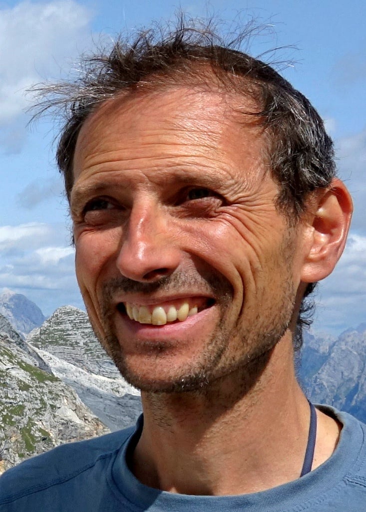 Oliver Howard - Global Connection