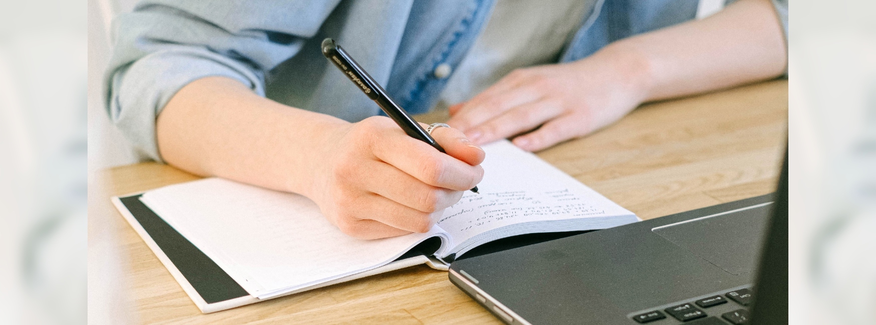 The benefits of putting pen to paper - Global Connection